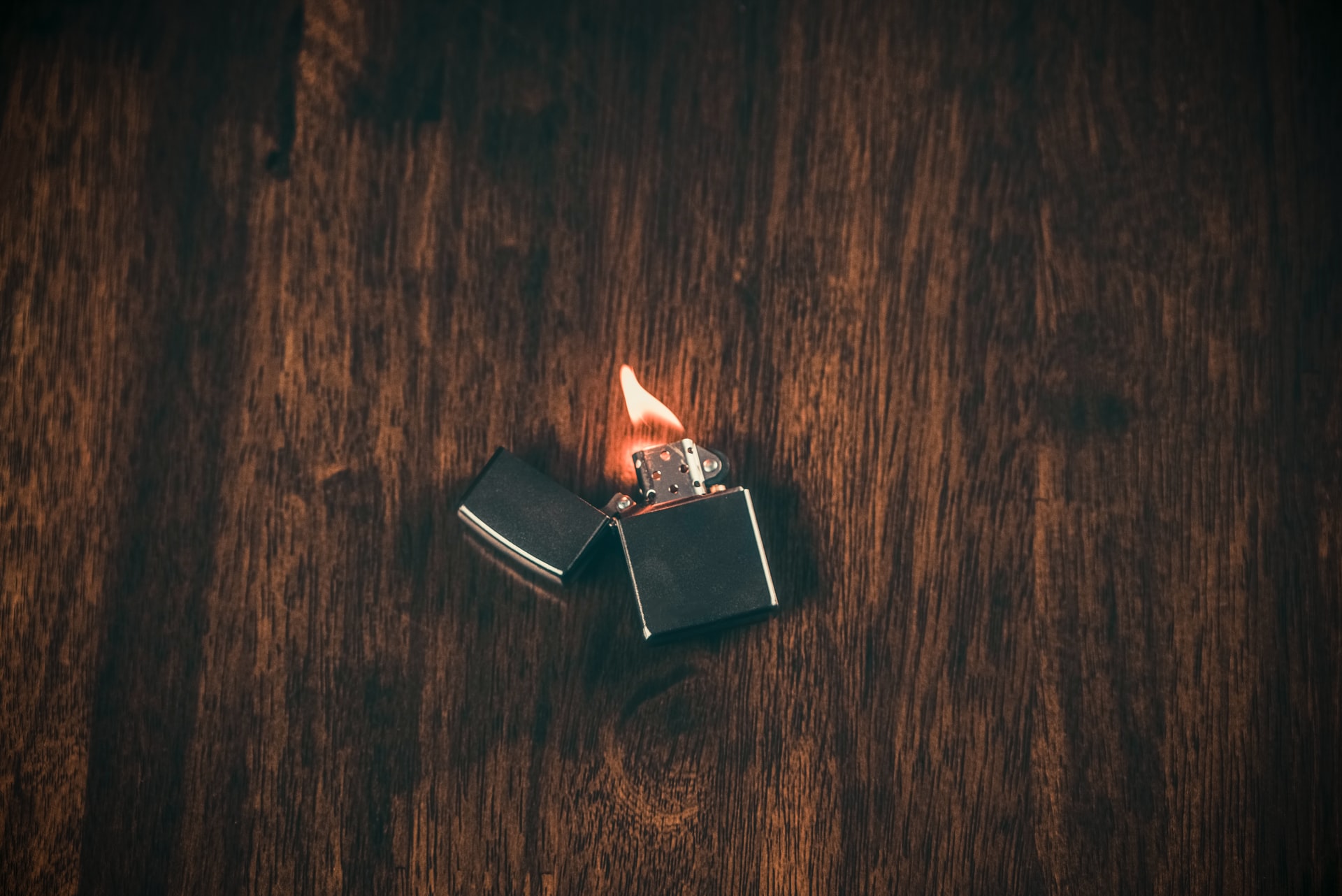 Smoking lance un concours Zippo - Blog smoking.fr
