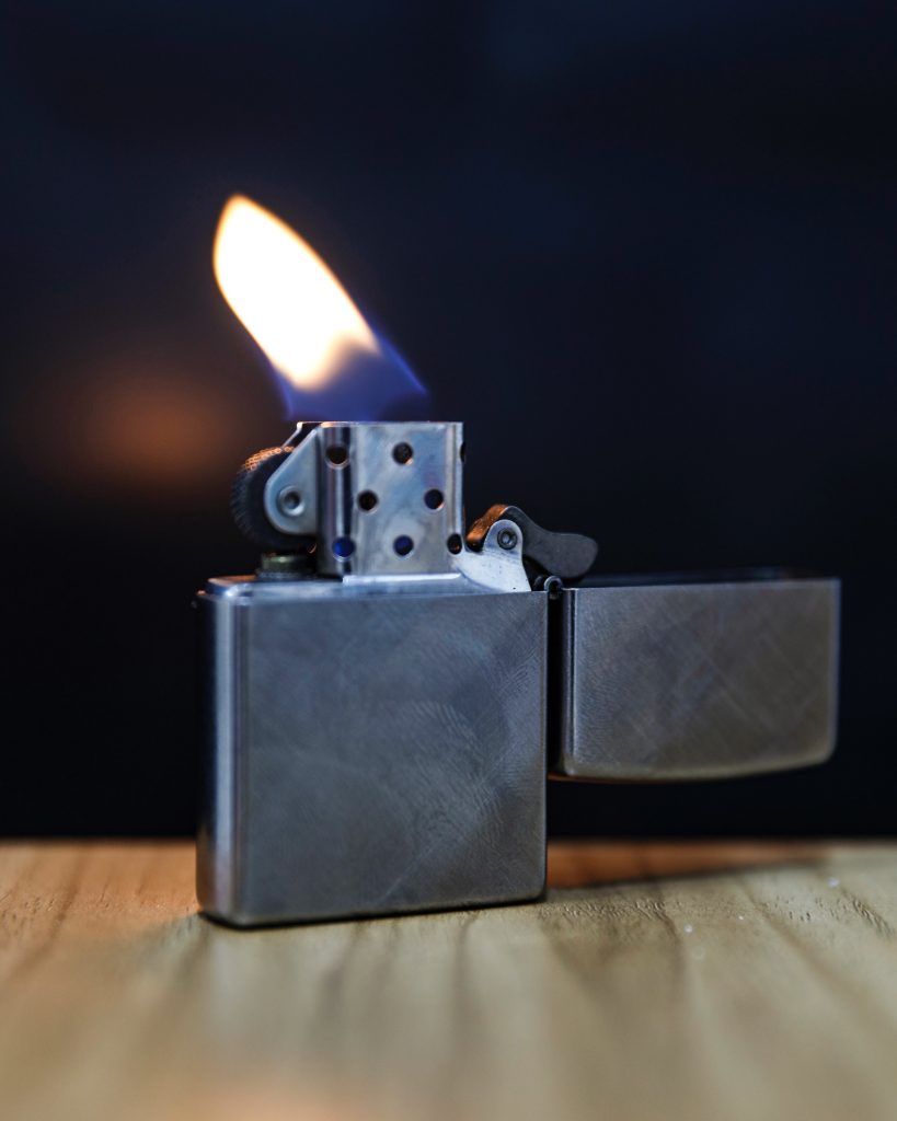 Le Zippo , une innovation technologique - - Smoking.fr
