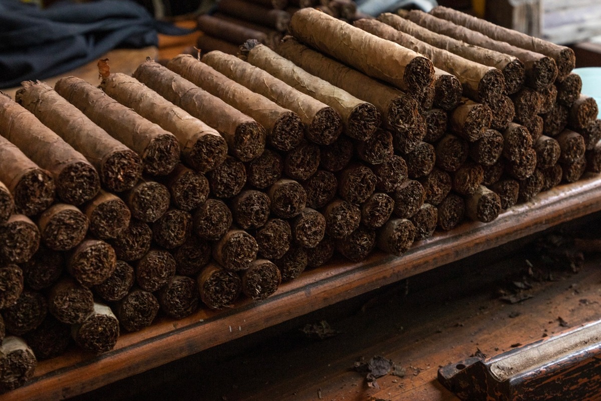 Quels sont les éléments qui composent le cigare ? - Blog smoking.fr